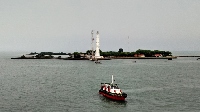 Karang Jamuang Surga Tersembunyi di Tengah Laut Jawa - WOMANPRENEUR